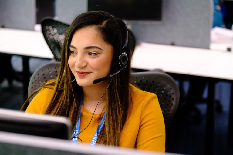 📞 Comment Joindre UPS par Téléphone : Guide Pratique 🚚